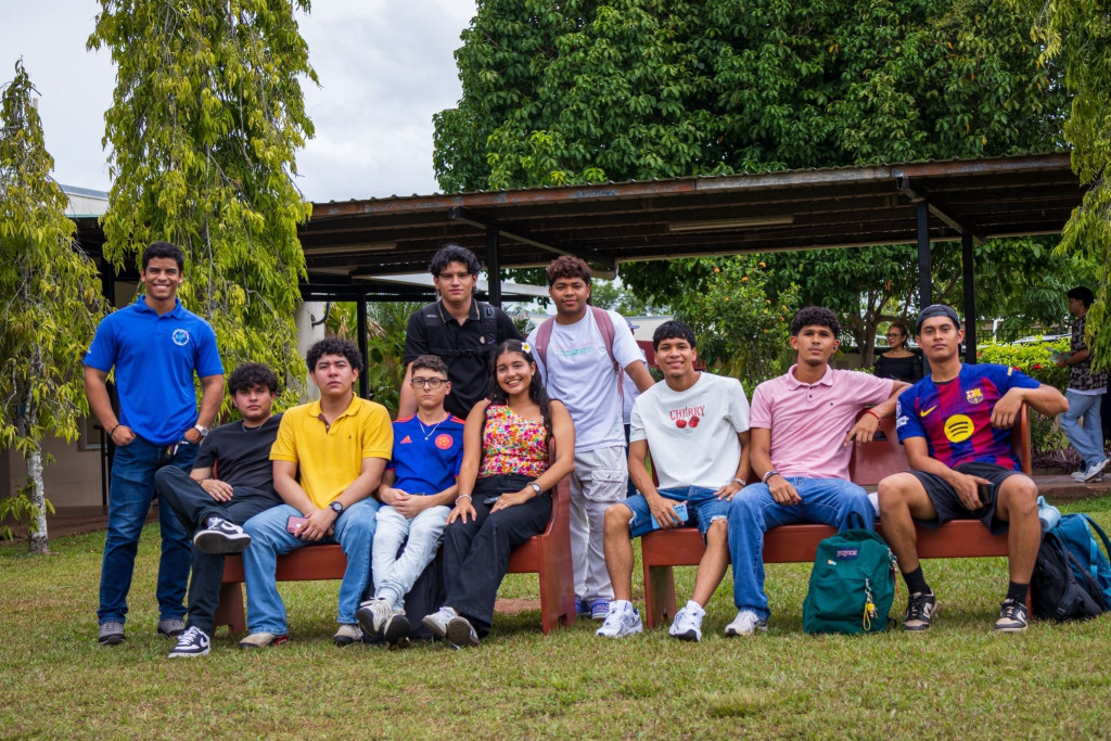 UTP Veraguas inaugura la Gran Liga de Fútbol 2026 | Centro Regional de ...