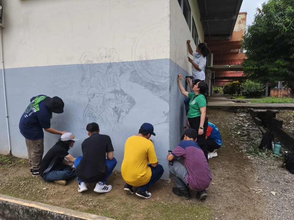UTP Chiriquí transforma el reciclaje en arte con su nuevo mural ...