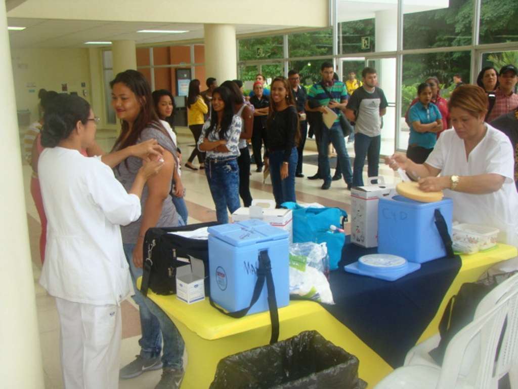 Jornada de Vacunación | Universidad Tecnológica de Panamá Jornada de Vacunación | Universidad Tecnológica de Panamá